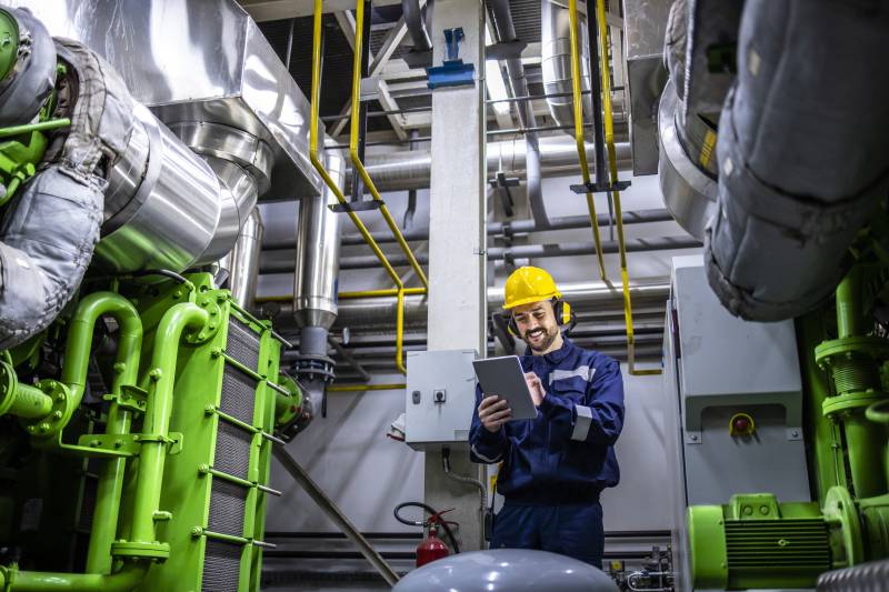 Operador de caldeira: o que faz, carreira, salário e mais | ISC ...