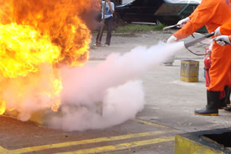 Como combater um incêndio? | ISC Treinamentos